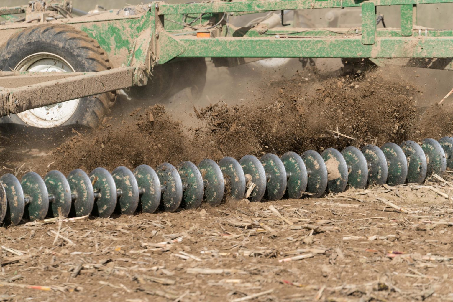 The KELLY Tillage System - Diamond Harrows