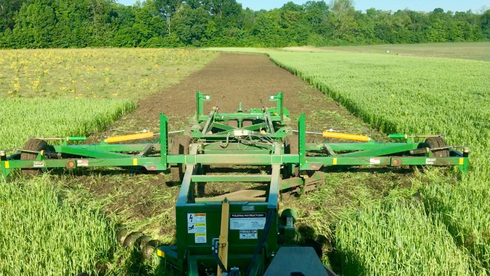 Cover Crop Seeding Gallery - Kelly Tillage USA